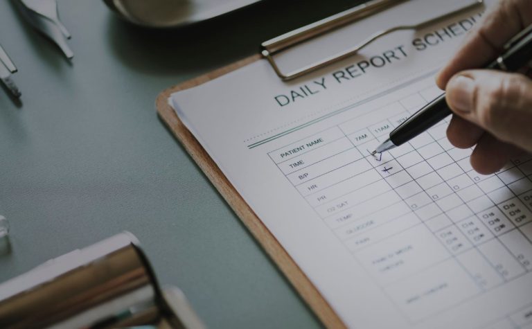 Contoh Absensi Karyawan Manual Format Buku Tabel Siap Cetak